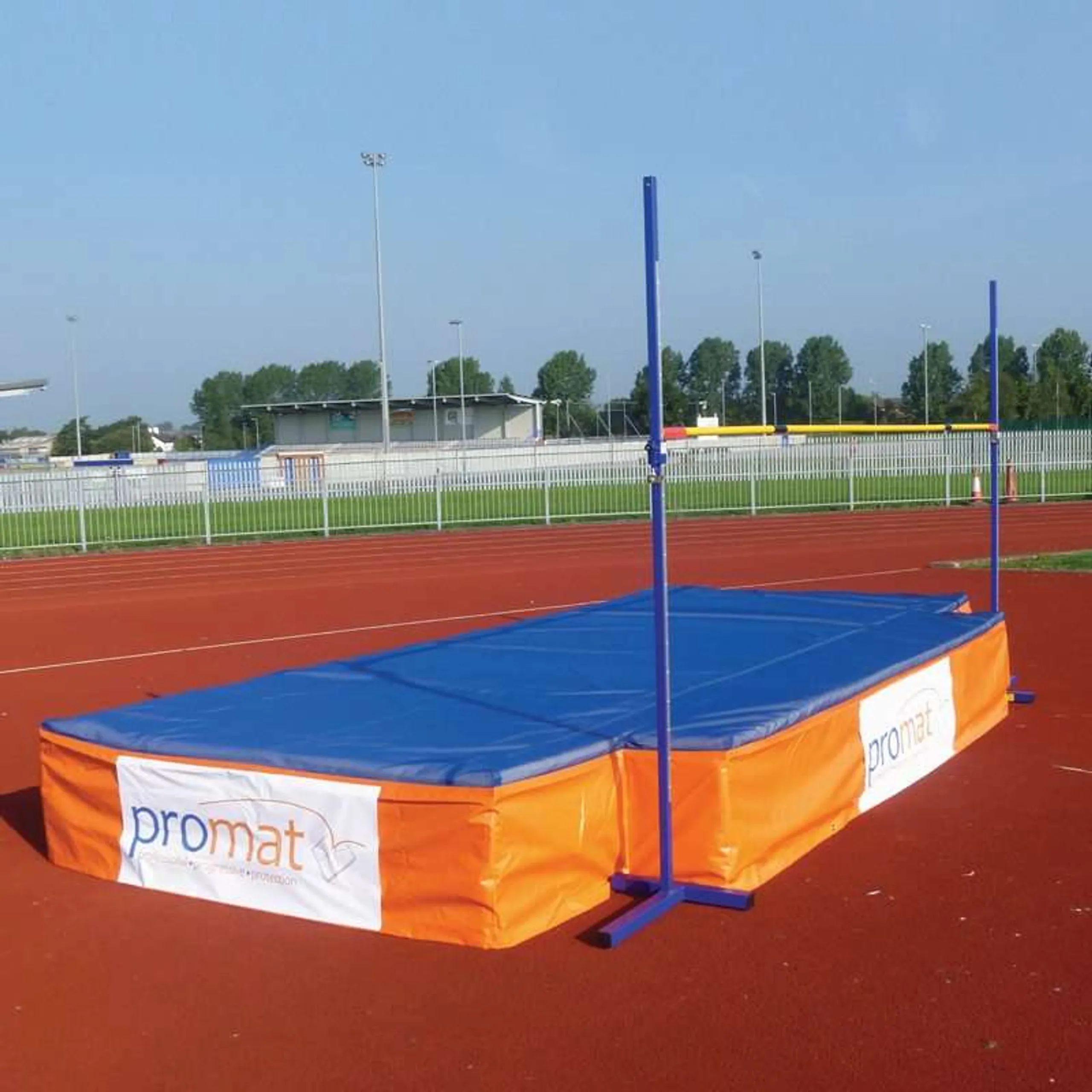 Schools High Jump Mat Pro – 3 modules - High Jump Landing Areas ...
