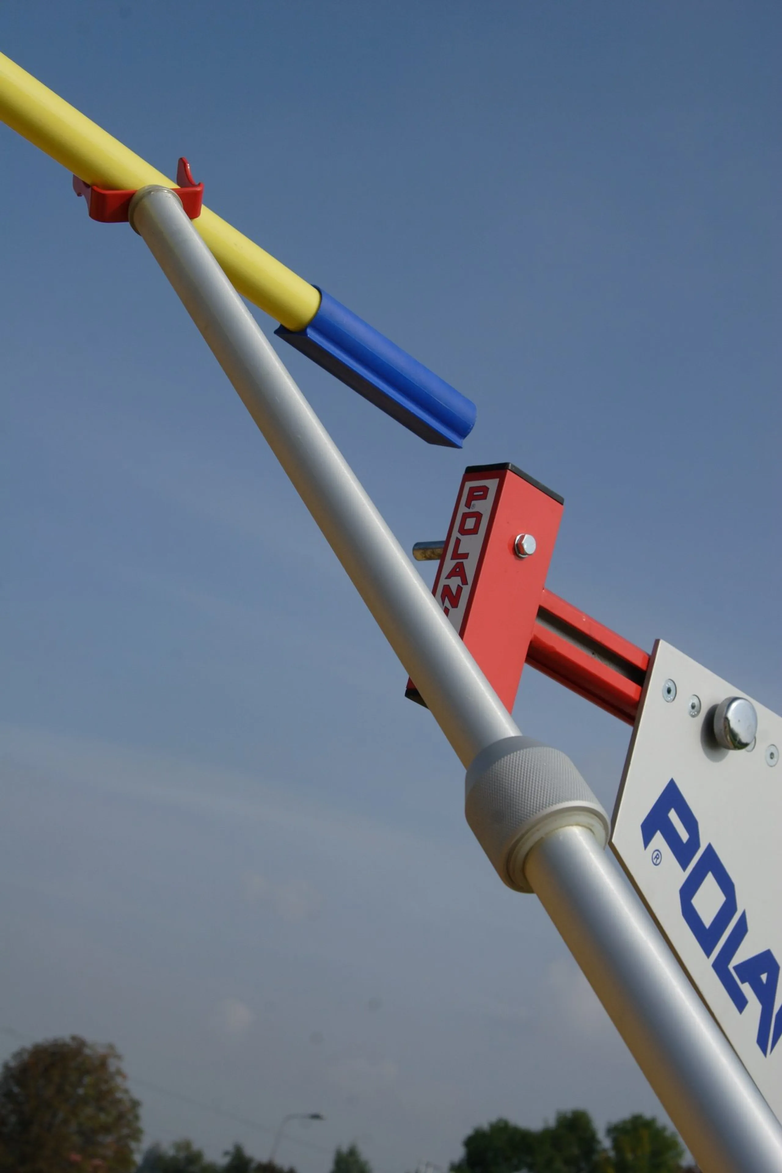 Telescopic Crossbar Placer - Pole Vault Stands, Uprights & Crossbars ...