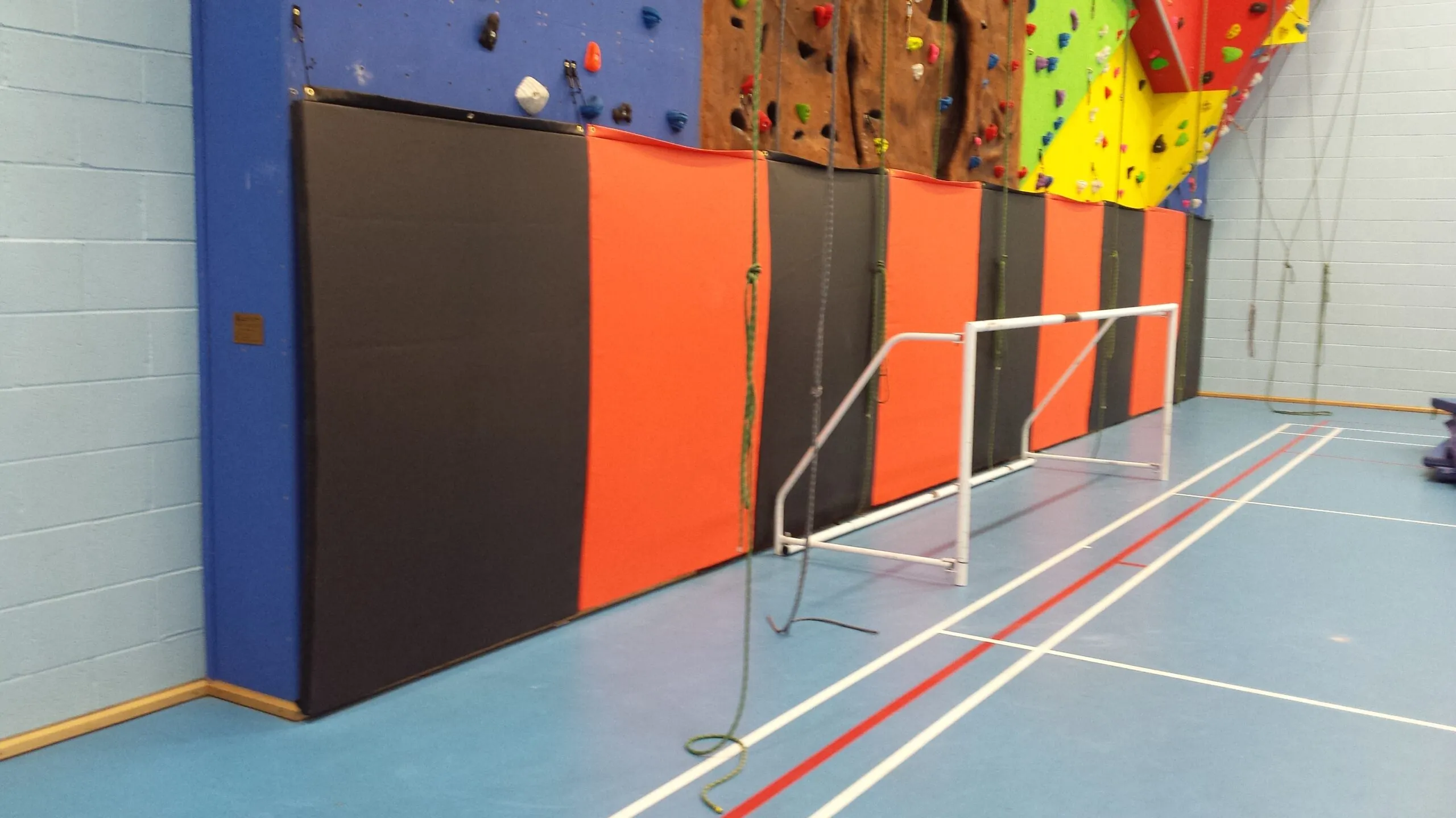 Articulated Climbing Mats - Climbing Wall Matting - Foams4Sports